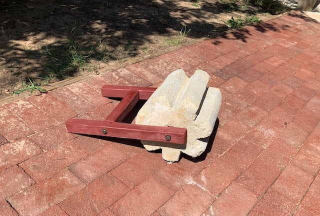 Yard Landscaping Threshing Stone in Concrete | BCWA Market Online